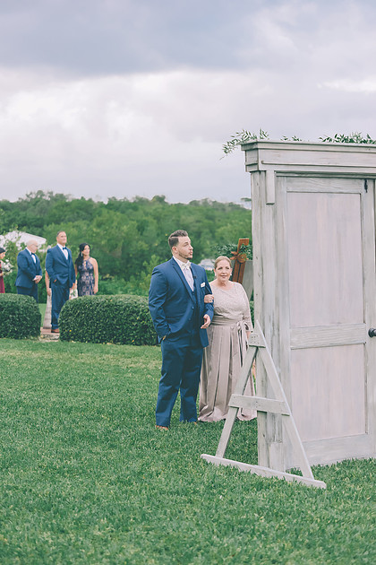 Simply Captivating | Madelyn & Robert 2nd Shooter